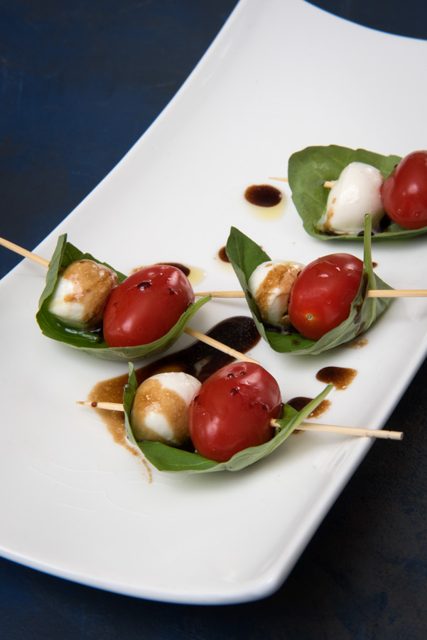 Tomato & Basil Bocconcini Bites | T8N