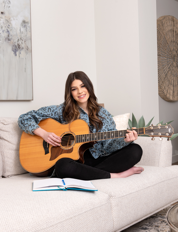 Hailey Benedict | T8N