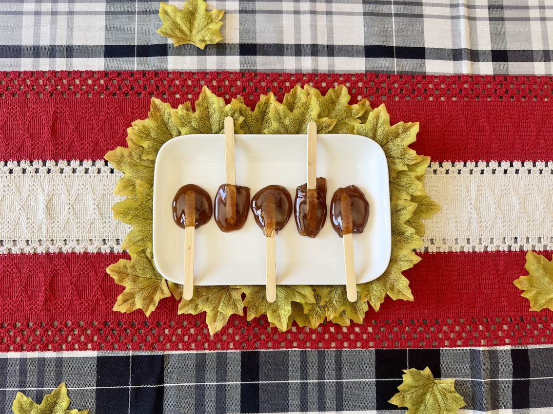 Cinnamon Spiced Maple Syrup Taffy | T8N